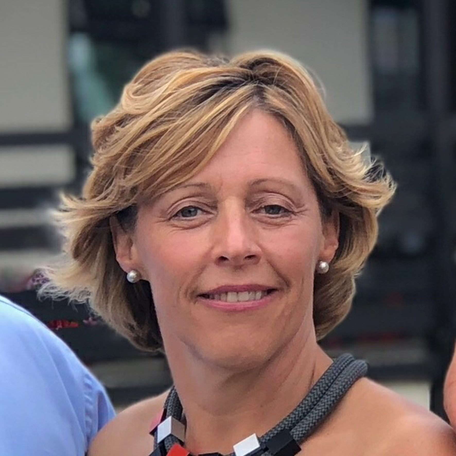 Qube | Helen